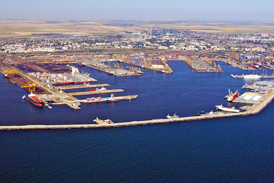 DP World invests EUR 130 million in the Port of Constanta | Ukrainian ...
