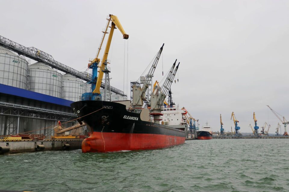 How the port of Mariupol overtakes its own plans | Ukrainian and World ...