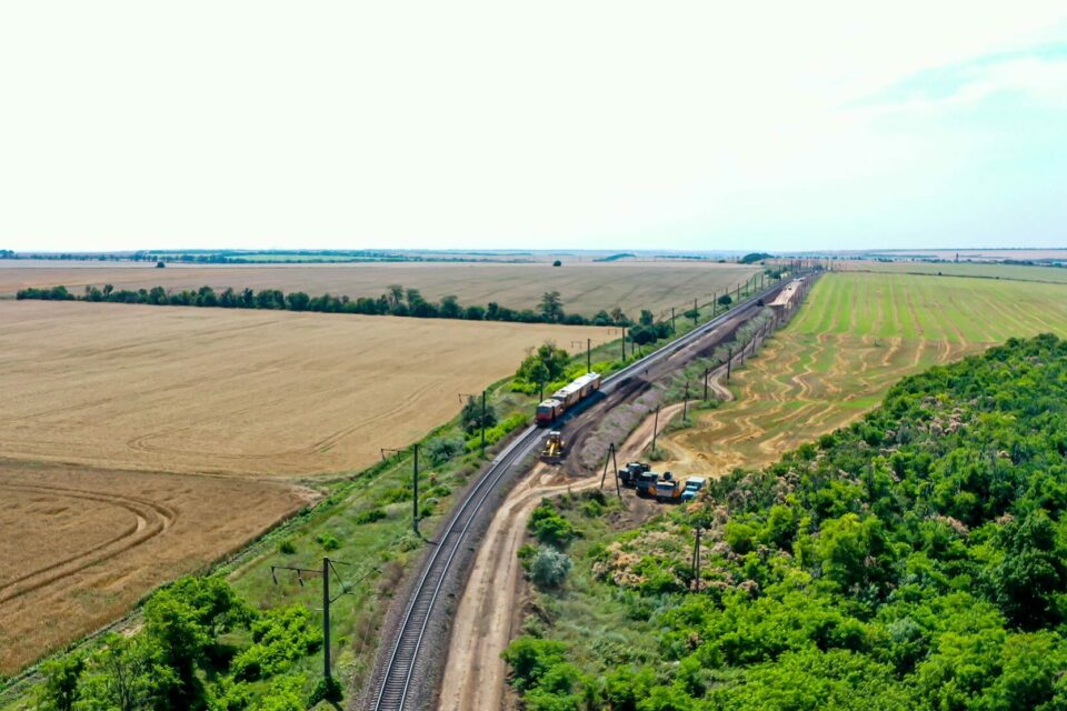 Electrification of the second railway platform to the port of Pivdennyi ...