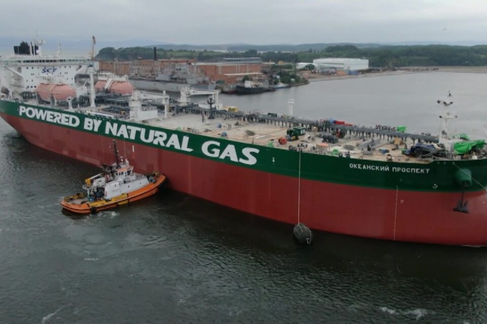 Russian “Sovcomflot” accepted the first tanker that was completely ...