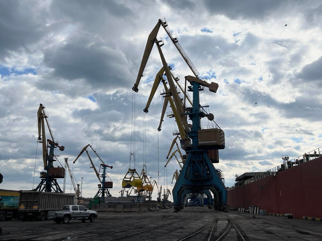 Port "Pivdennyi" processed 56 thousand tons of cargo in February ...