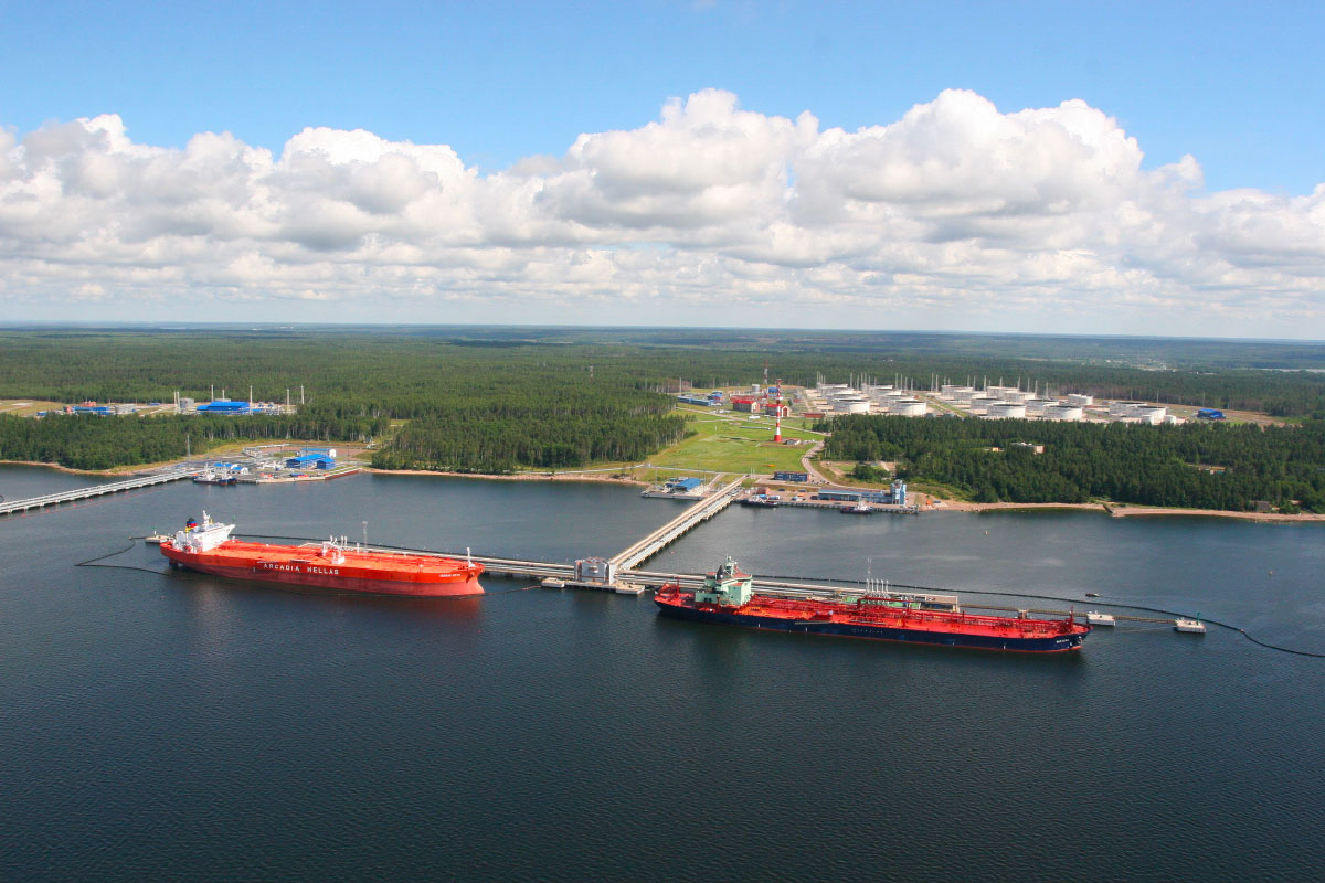 Russian tankers with diesel fuel change destinations en route ...
