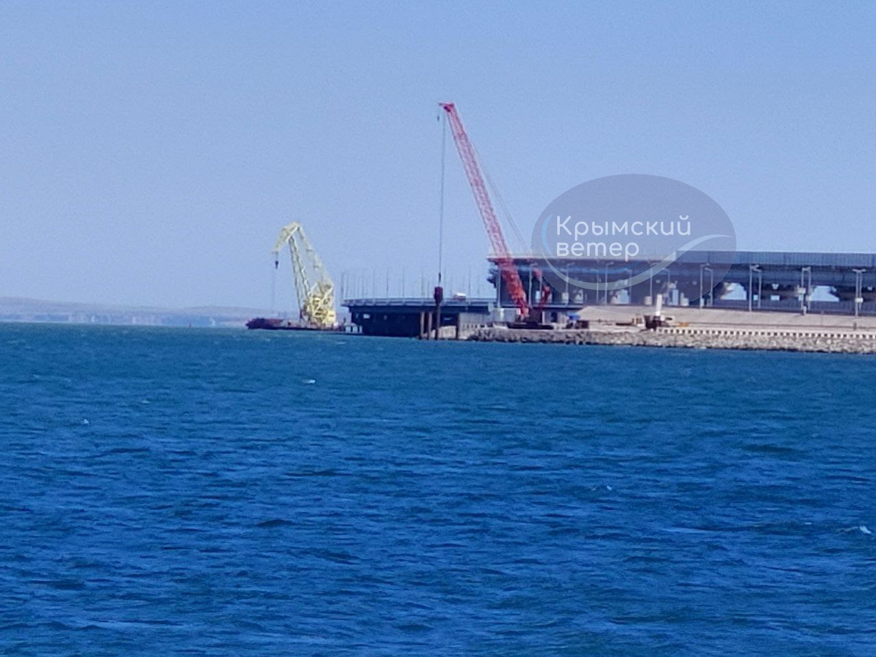 The invaders are building a mysterious structure near the Crimean ...