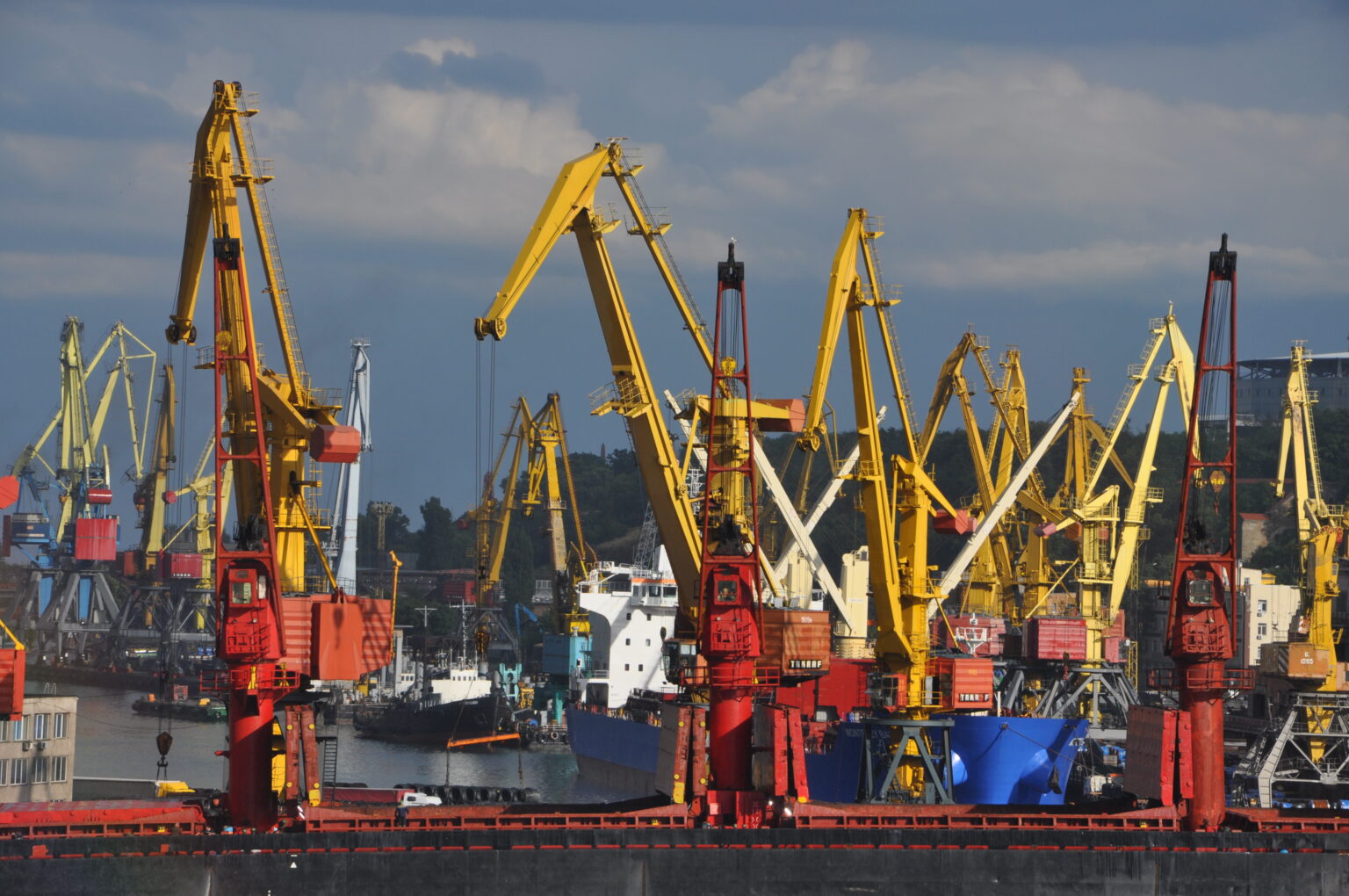 Video surveillance systems are being reconstructed in the port of ...