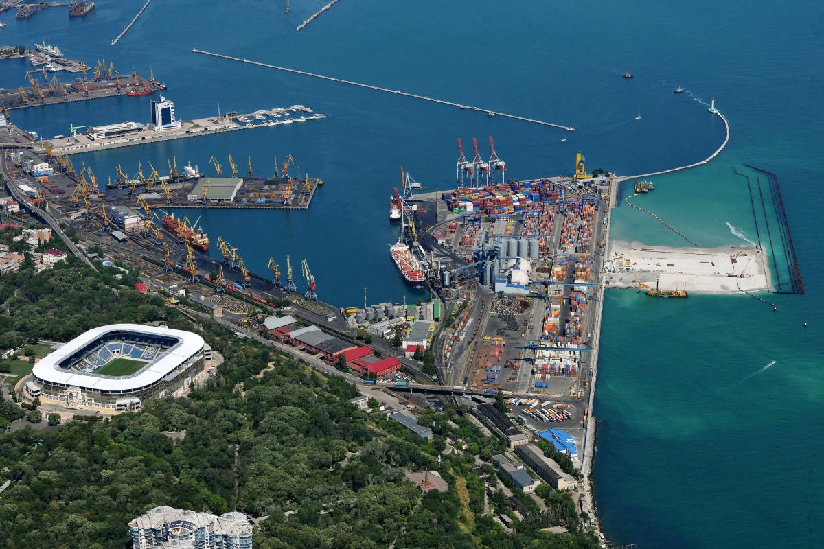 Odesa Port to Purchase Boom Fences to Contain Pollution in the Black ...