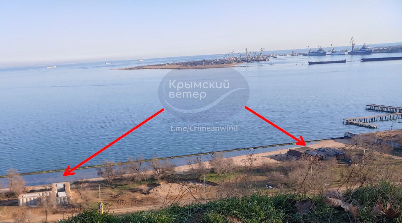 Russia strengthens defense of “Zaliv” shipyard in Kerch | Ukrainian and ...