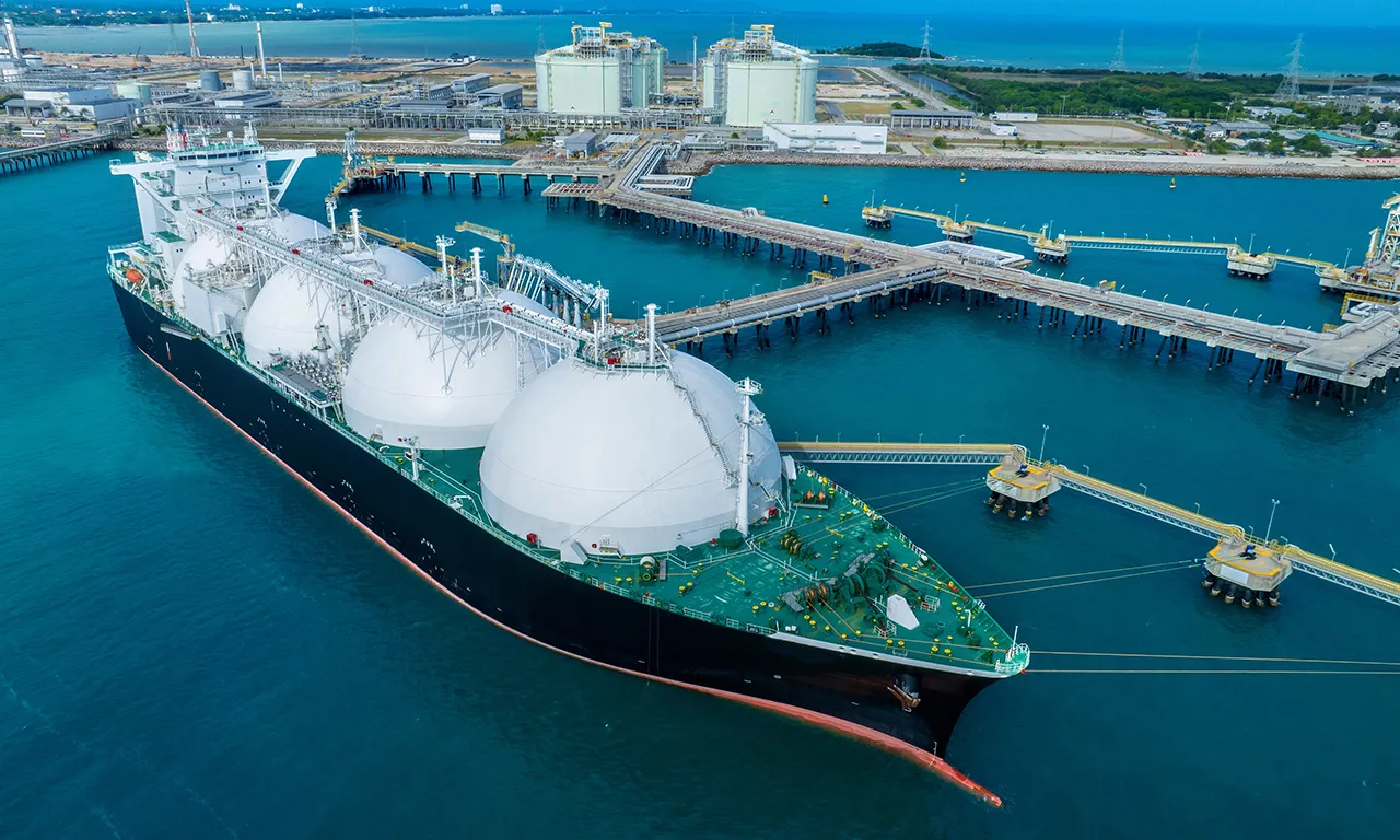 "Naftogaz" contracts another 100 million cubic meters of LNG from ORLEN | Ukrainian and World ...