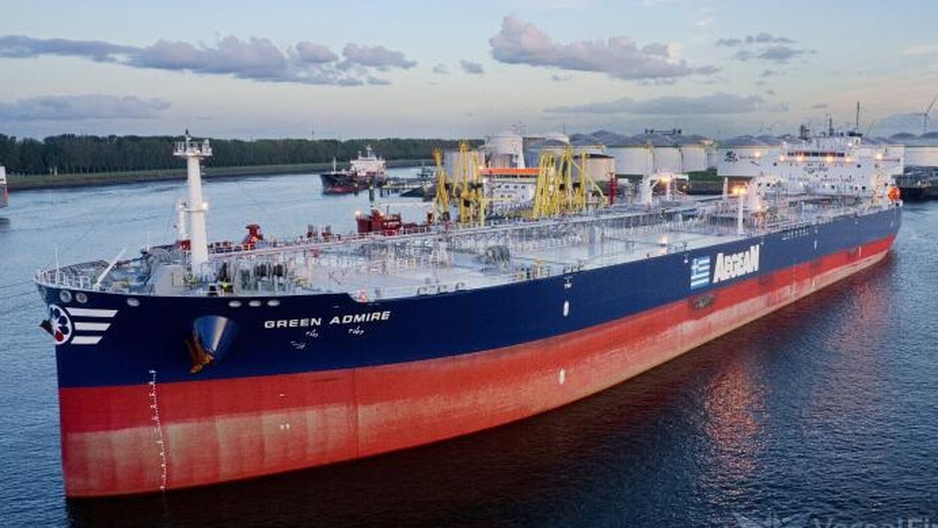 Russia releases "Green Admire" tanker detained in Baltic Sea ...