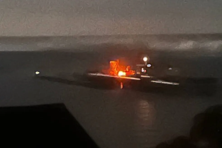 The port in Tuapse was attacked by naval drones | Ukrainian and World ...