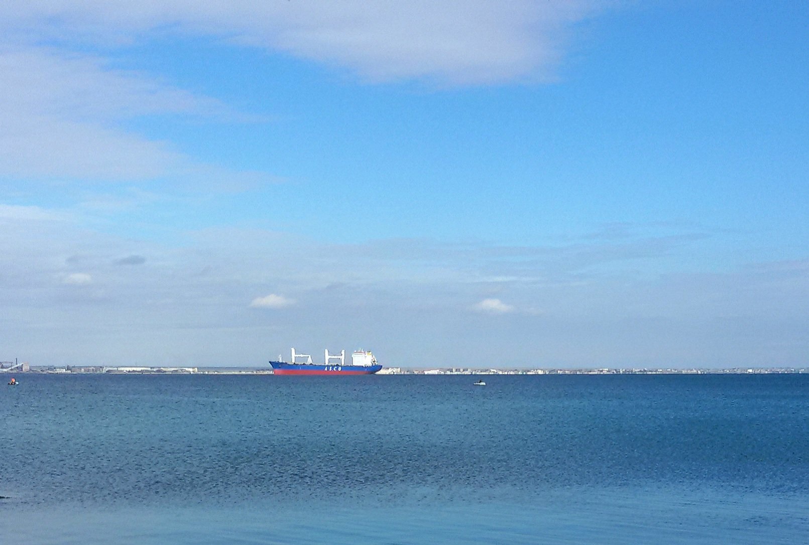 Russian bulk carrier completes loading at the port of Feodosia ...