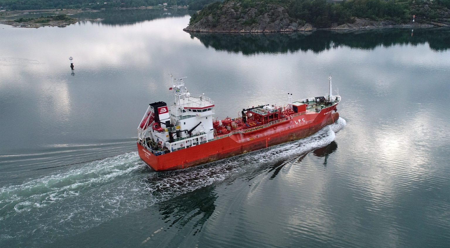 Two Ukrainian sailors released from pirate captivity | Ukrainian and ...