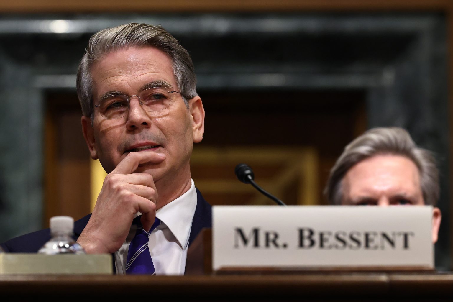 Bessent: If the war ends, the US may lift sanctions against Russian oil ...